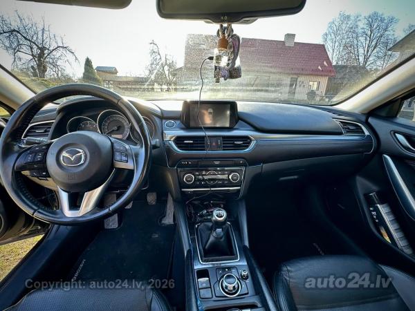 Zils Mazda 6 2015 Terva, ar dzinēja tilpumu 2.20 L un nobraukumu 290 tūkst. km par 8500 €, foto 7 vietnē AUTOMOTO.COM.LV