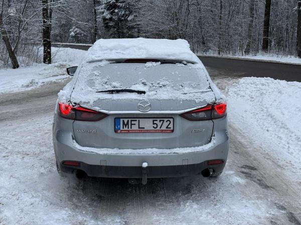 Blue Mazda 6 2017 in Kelme, with an engine capacity of 2.20 L and mileage of 309 thousand km for 4900 €, photo 5 on AUTOMOTO.COM.LV