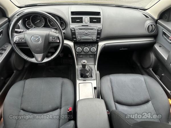 Brown Mazda 6 2010 in Tallinn, with an engine capacity of 2.00 L and mileage of 165 thousand km for 4600 €, photo 11 on AUTOMOTO.COM.LV