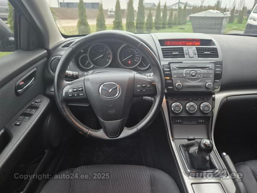 Brown Mazda 6 2010 in Parnu, with an engine capacity of 2.00 L and mileage of 167 thousand km for 4999 €, photo 10 on AUTOMOTO.COM.LV