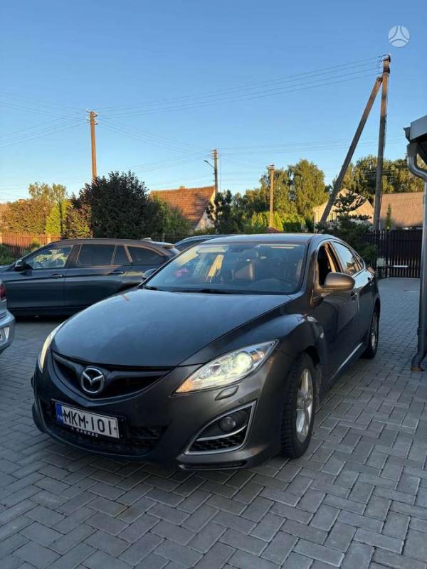 Brown Mazda 6 2011 in Kaunas, with an engine capacity of 2.18 L and mileage of 329 thousand km for 2750 €, photo 2 on AUTOMOTO.COM.LV