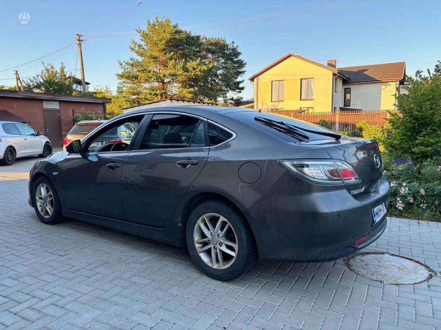 Brown Mazda 6 2011 in Kaunas, with an engine capacity of 2.18 L and mileage of 329 thousand km for 2750 €, photo 4 on AUTOMOTO.COM.LV