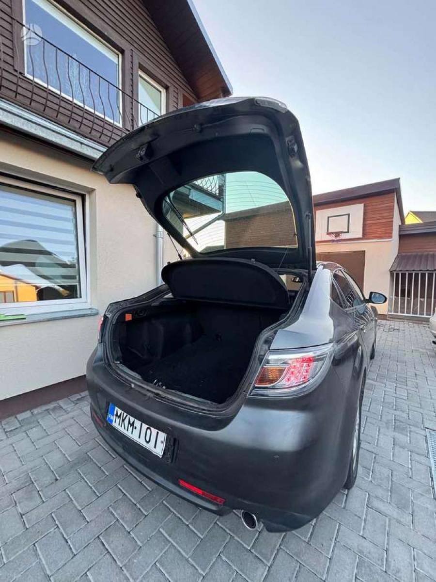 Brown Mazda 6 2011 in Kaunas, with an engine capacity of 2.18 L and mileage of 329 thousand km for 2750 €, photo 5 on AUTOMOTO.COM.LV