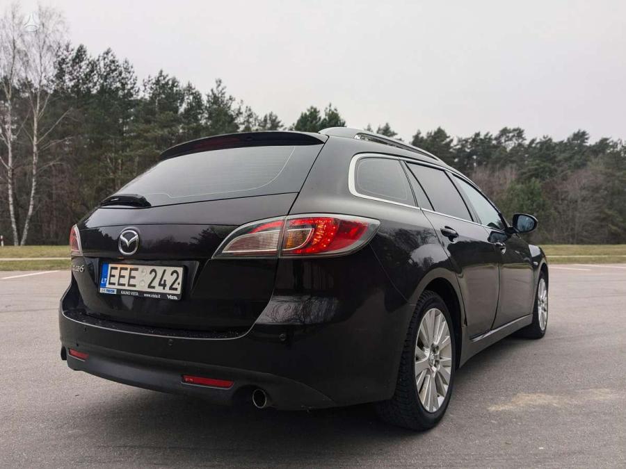 Brown Mazda 6 2009 in Vilnius, with an engine capacity of 2.00 L and mileage of 338 thousand km for 2700 €, photo 1 on AUTOMOTO.COM.LV