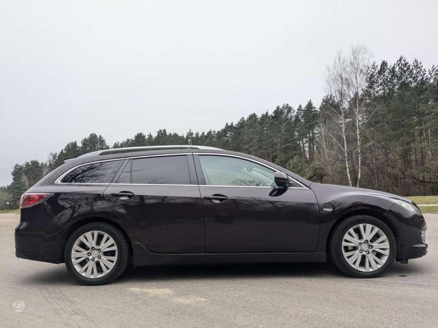 Brown Mazda 6 2009 in Vilnius, with an engine capacity of 2.00 L and mileage of 338 thousand km for 2700 €, photo 7 on AUTOMOTO.COM.LV