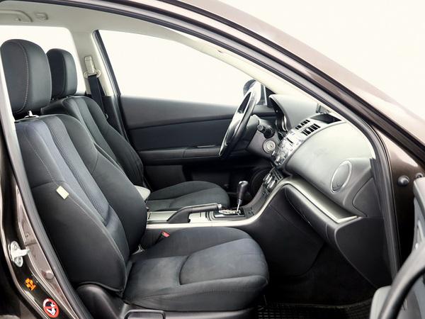 Brūns Mazda 6 2011 Tallina, ar dzinēja tilpumu 2.00 L un nobraukumu 288 tūkst. km par 2599 €, foto 7 vietnē AUTOMOTO.COM.LV