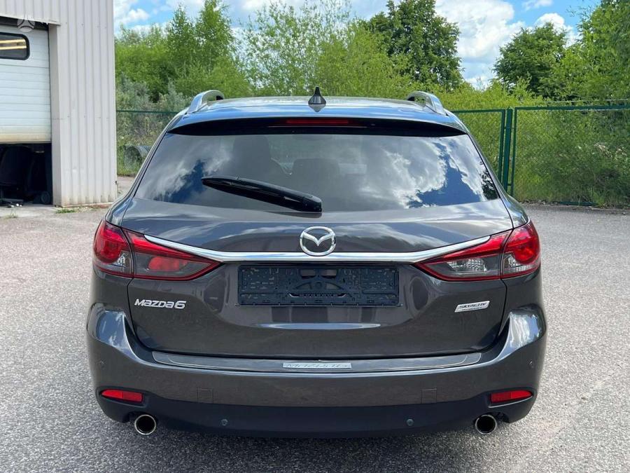 Brown Mazda 6 2016 in Trakai, with an engine capacity of 2.20 L and mileage of 261 thousand km for 6300 €, photo 7 on AUTOMOTO.COM.LV