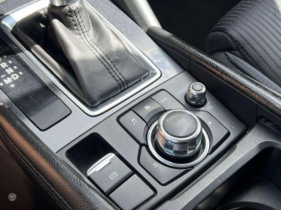 Brown Mazda 6 2016 in Trakai, with an engine capacity of 2.20 L and mileage of 261 thousand km for 6300 €, photo 15 on AUTOMOTO.COM.LV