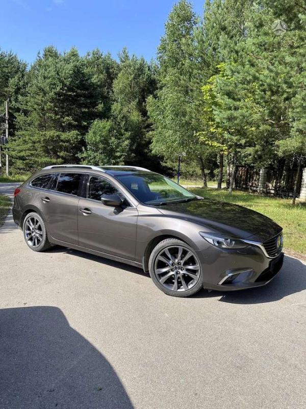 Brown Mazda 6 2016 in Elektrenai, with an engine capacity of 2.19 L and mileage of 135 thousand km for 10550 €, photo 3 on AUTOMOTO.COM.LV