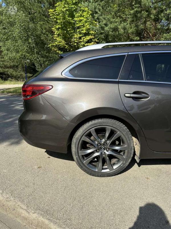 Brown Mazda 6 2016 in Elektrenai, with an engine capacity of 2.19 L and mileage of 135 thousand km for 10550 €, photo 5 on AUTOMOTO.COM.LV