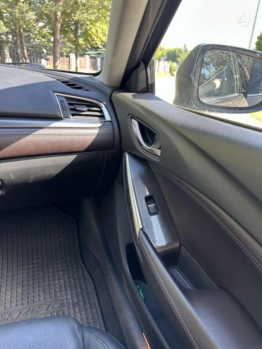 Brūns Mazda 6 2016 Elektrėnai, ar dzinēja tilpumu 2.19 L un nobraukumu 135 tūkst. km par 10550 €, foto 13 vietnē AUTOMOTO.COM.LV