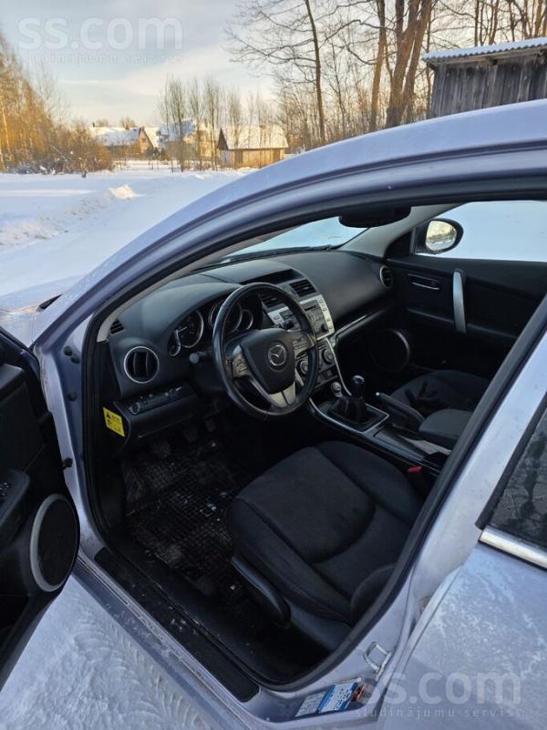 Pelēks Mazda 6 2008 Preiļi, ar dzinēja tilpumu 2.00 L un nobraukumu 233 tūkst. km par 1350 €, foto 7 vietnē AUTOMOTO.COM.LV