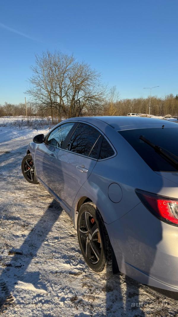 Pelēks Mazda 6 2008 Tallina, ar dzinēja tilpumu 2.00 L un nobraukumu 302 tūkst. km par 2250 €, foto 5 vietnē AUTOMOTO.COM.LV