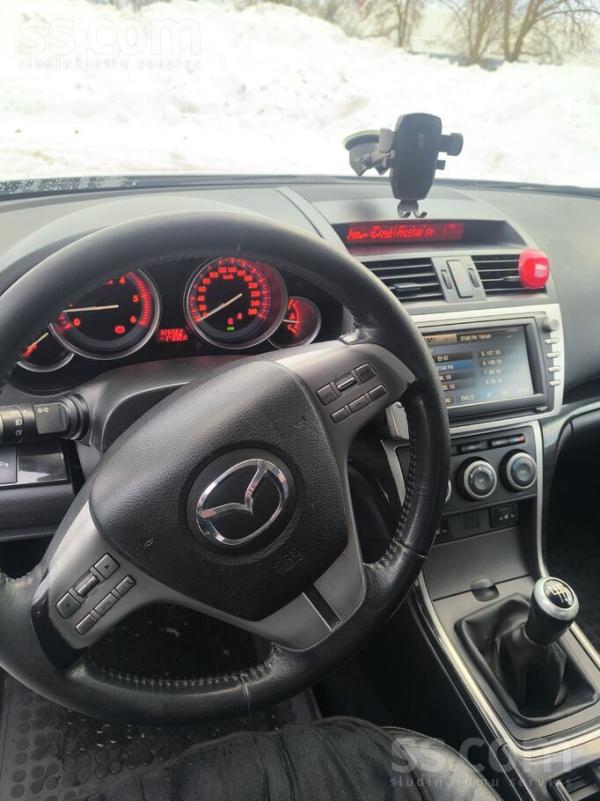 Pelēks Mazda 6 2009 Rēzekne, ar dzinēja tilpumu 2.20 L un nobraukumu 327 tūkst. km par 2600 €, foto 7 vietnē AUTOMOTO.COM.LV