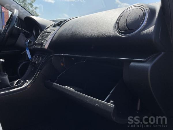 Pelēks Mazda 6 2009 Talsi, ar dzinēja tilpumu 1.80 L un nobraukumu 234 tūkst. km par 2300 €, foto 10 vietnē AUTOMOTO.COM.LV
