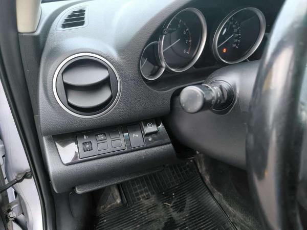 Pelēks Mazda 6 2009 Panevēža, ar dzinēja tilpumu 1.80 L un nobraukumu 240 tūkst. km par 3300 €, foto 8 vietnē AUTOMOTO.COM.LV