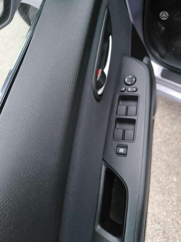 Pelēks Mazda 6 2009 Panevēža, ar dzinēja tilpumu 1.80 L un nobraukumu 240 tūkst. km par 3300 €, foto 9 vietnē AUTOMOTO.COM.LV