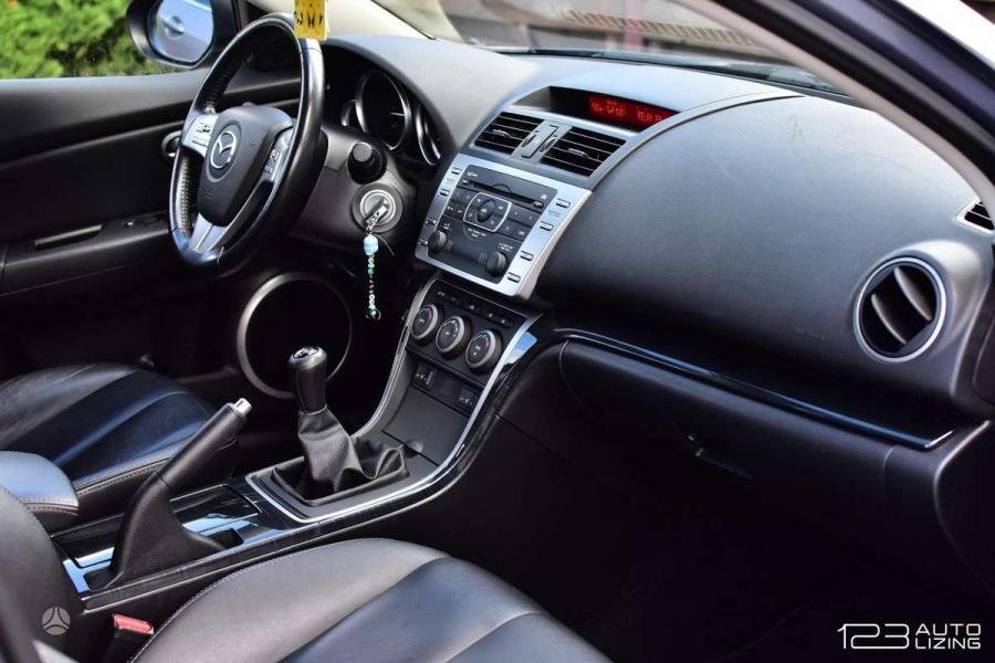 Grey Mazda 6 2009 in Kretinga, with an engine capacity of 2.00 L and mileage of 222 thousand km for 3750 €, photo 3 on AUTOMOTO.COM.LV