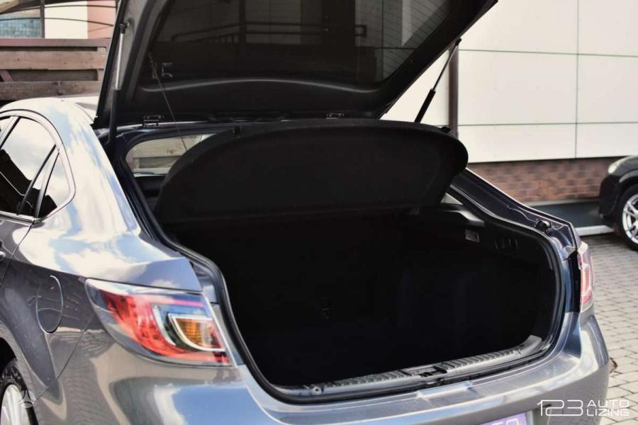Grey Mazda 6 2009 in Kretinga, with an engine capacity of 2.00 L and mileage of 222 thousand km for 3750 €, photo 12 on AUTOMOTO.COM.LV
