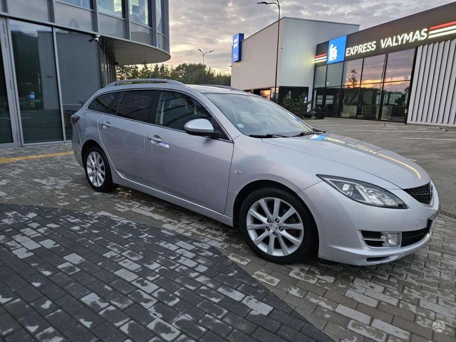 Grey Mazda 6 2009 in Vilnius, with an engine capacity of 2.20 L and mileage of 320 thousand km for 1990 €, photo 1 on AUTOMOTO.COM.LV