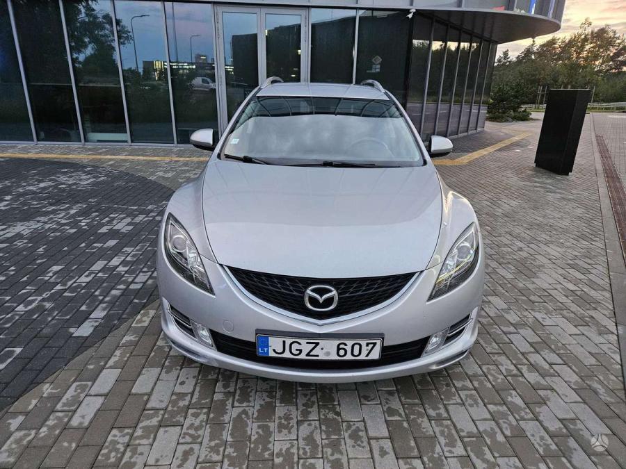 Grey Mazda 6 2009 in Vilnius, with an engine capacity of 2.20 L and mileage of 320 thousand km for 1990 €, photo 4 on AUTOMOTO.COM.LV