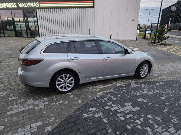 Grey Mazda 6 2009 in Vilnius, with an engine capacity of 2.20 L and mileage of 320 thousand km for 1990 €, photo 6 on AUTOMOTO.COM.LV