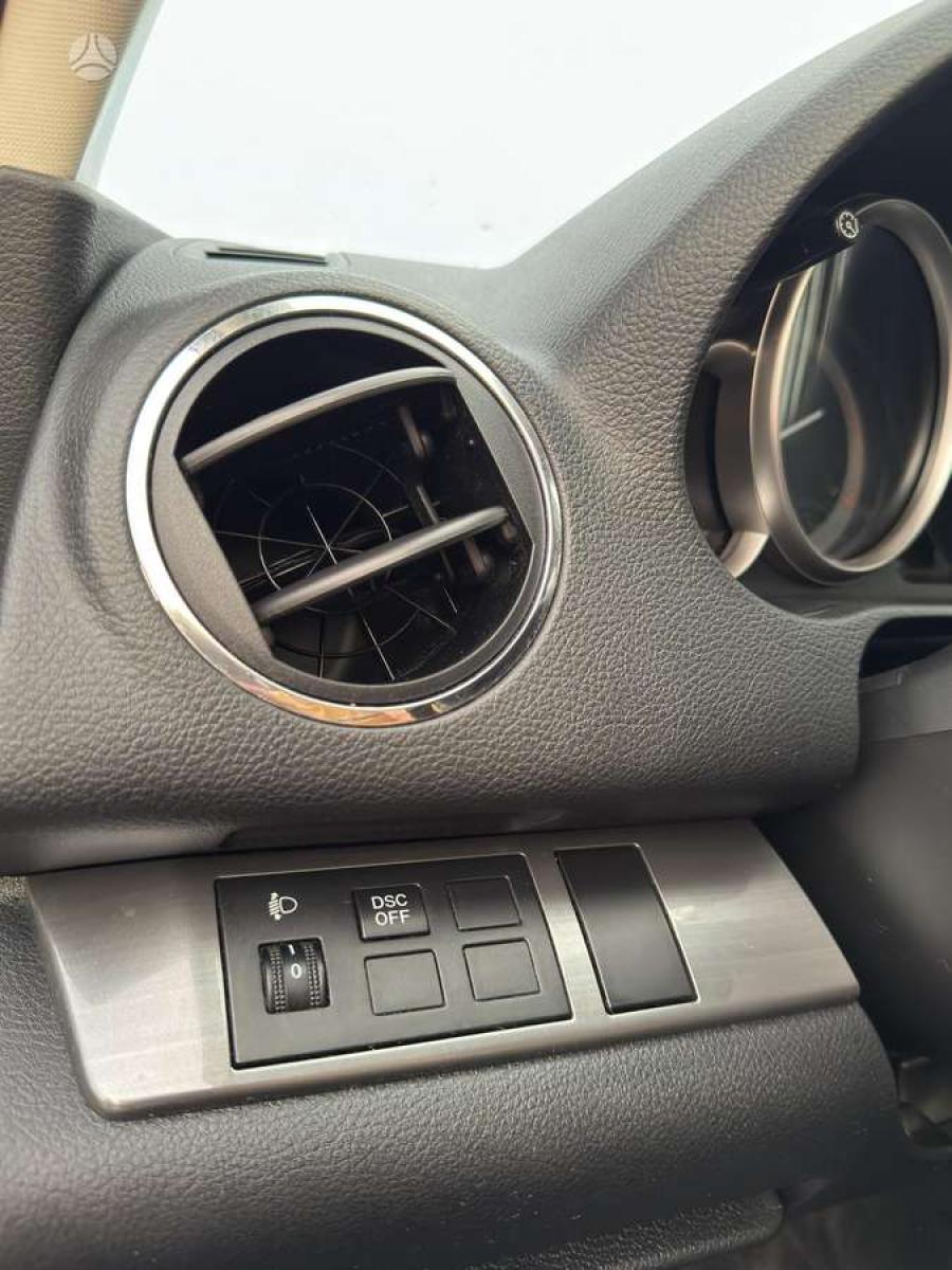 Grey Mazda 6 2011 in Alytus, with an engine capacity of 2.20 L and mileage of 354 thousand km for 2300 €, photo 8 on AUTOMOTO.COM.LV