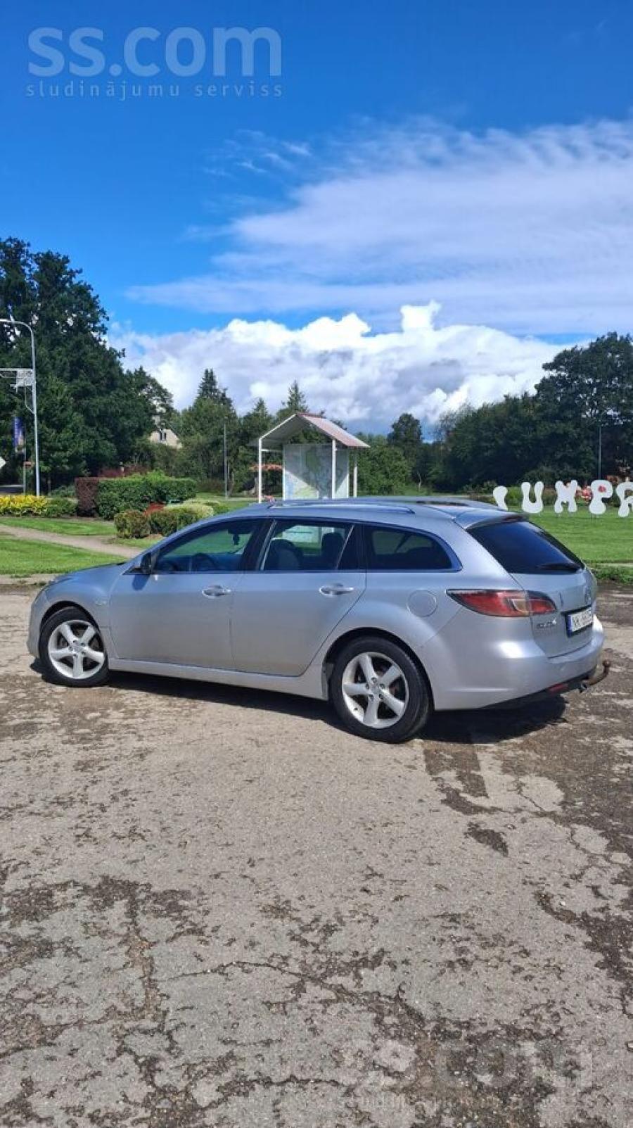 Grey Mazda 6 2009 in Ogre, with an engine capacity of 2.20 L and mileage of 353 thousand km for 3400 €, photo 5 on AUTOMOTO.COM.LV