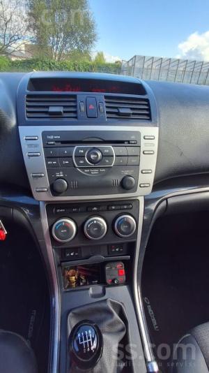 Grey Mazda 6 2009 in Ogre, with an engine capacity of 2.20 L and mileage of 353 thousand km for 3400 €, photo 8 on AUTOMOTO.COM.LV