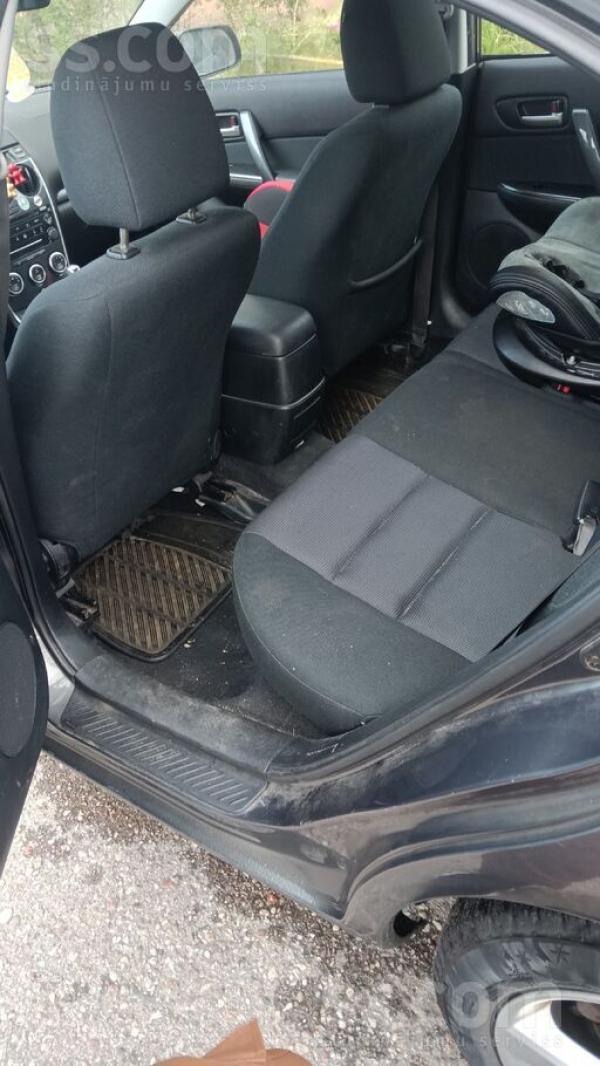 Grey Mazda 6 2006 in Liepaja, with an engine capacity of 1.80 L and mileage of 203 thousand km for 1550 €, photo 5 on AUTOMOTO.COM.LV