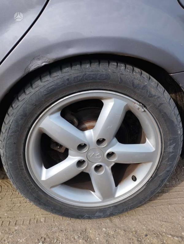 Pelēks Mazda 6 2006 Viļņa, ar dzinēja tilpumu 2.97 L un nobraukumu 144 tūkst. km par 2200 €, foto 9 vietnē AUTOMOTO.COM.LV