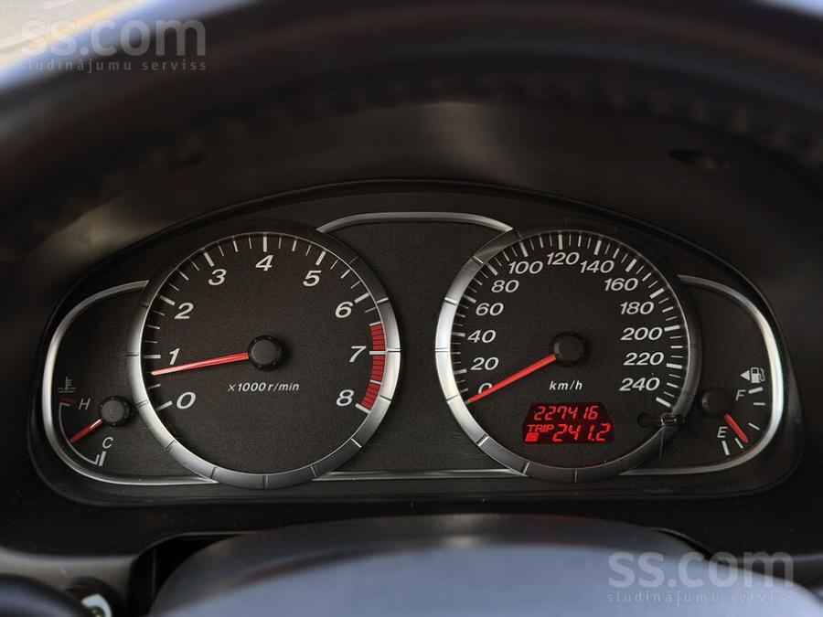 Pelēks Mazda 6 2007 Rīga, ar dzinēja tilpumu 2.00 L un nobraukumu 227 tūkst. km par 1790 €, foto 18 vietnē AUTOMOTO.COM.LV