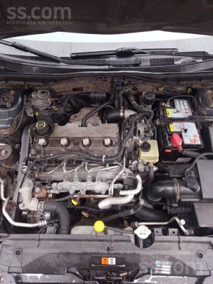 Pelēks Mazda 6 2008 Cēsis, ar dzinēja tilpumu 2.00 L un nobraukumu 235 tūkst. km par 1000 €, foto 10 vietnē AUTOMOTO.COM.LV