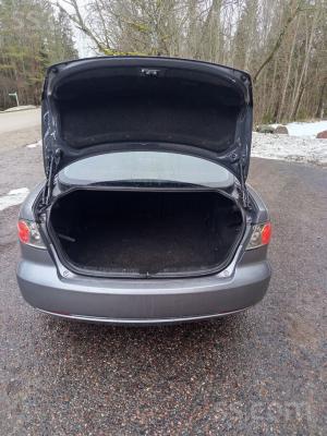 Pelēks Mazda 6 2008 Cēsis, ar dzinēja tilpumu 2.00 L un nobraukumu 235 tūkst. km par 1000 €, foto 13 vietnē AUTOMOTO.COM.LV