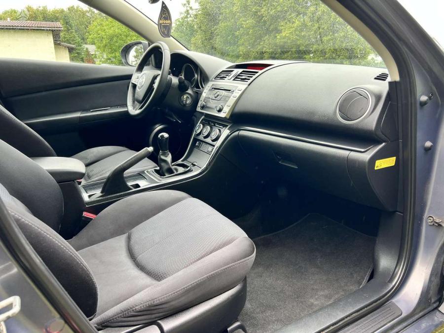 Grey Mazda 6 2008 in Marijampole, with an engine capacity of 2.00 L and mileage of 223 thousand km for 2300 €, photo 7 on AUTOMOTO.COM.LV
