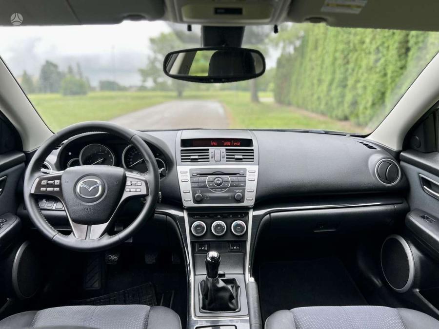 Grey Mazda 6 2008 in Marijampole, with an engine capacity of 2.00 L and mileage of 223 thousand km for 2300 €, photo 8 on AUTOMOTO.COM.LV
