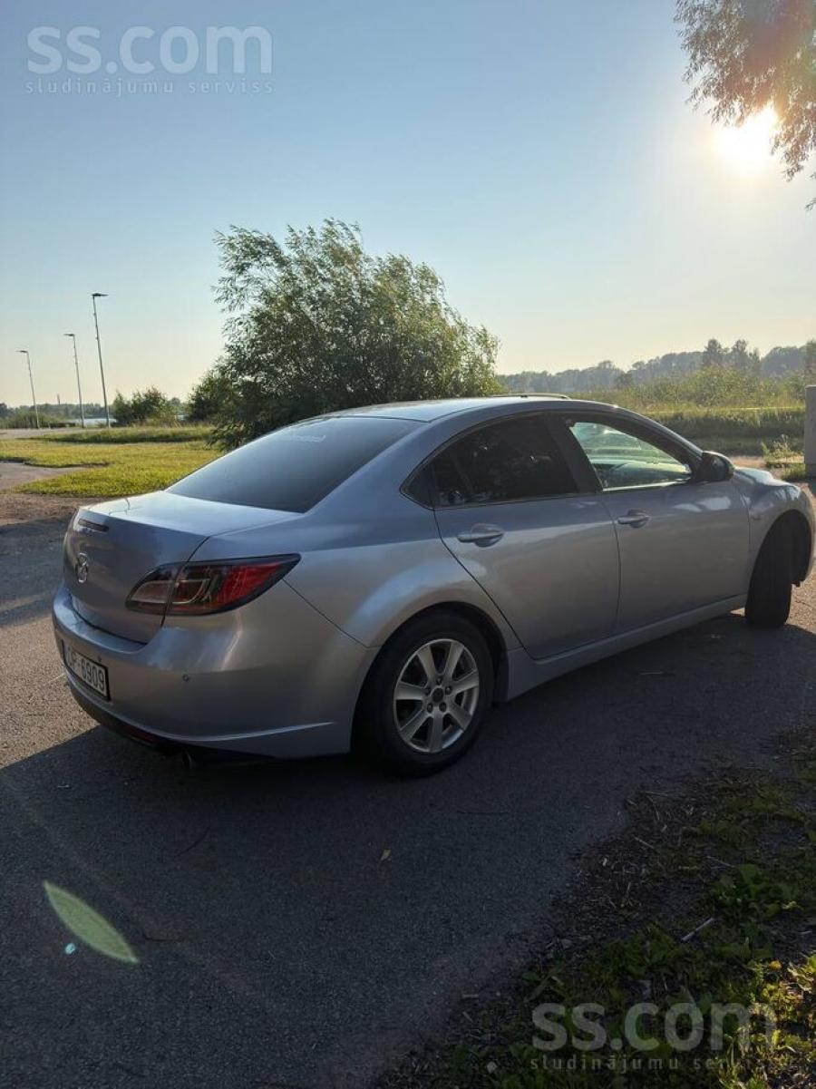 Grey Mazda 6 2008 in Riga, with an engine capacity of 2.00 L and mileage of 325 thousand km for 1850 €, photo 6 on AUTOMOTO.COM.LV