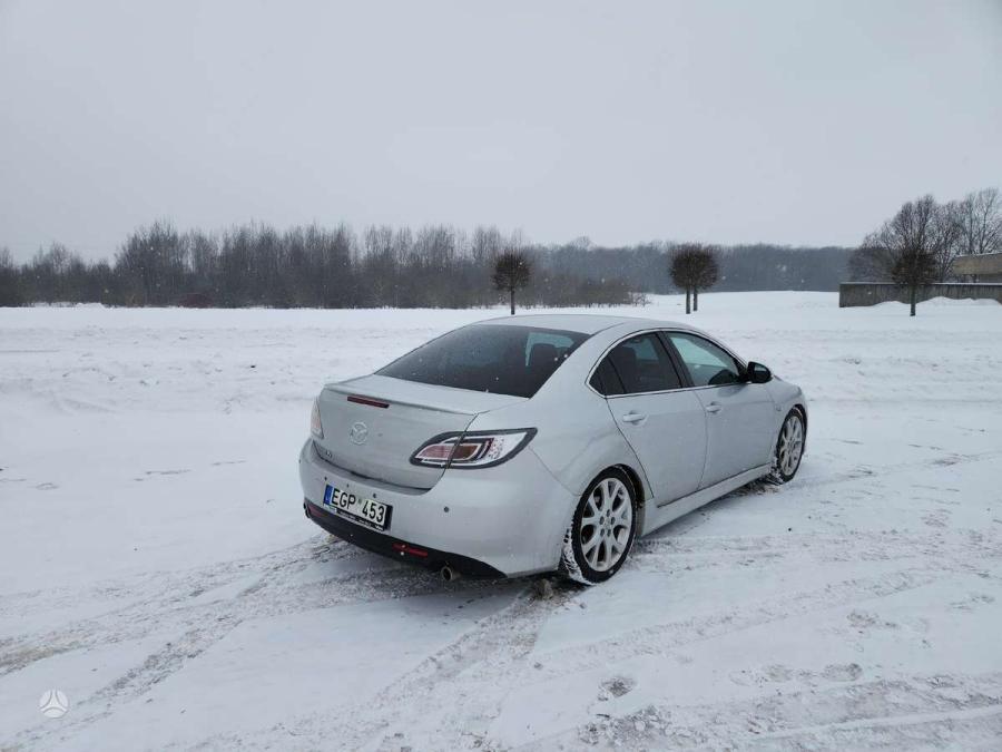 Grey Mazda 6 2009 in Kaunas, with an engine capacity of 2.49 L and mileage of 326 thousand km for 1900 €, photo 4 on AUTOMOTO.COM.LV