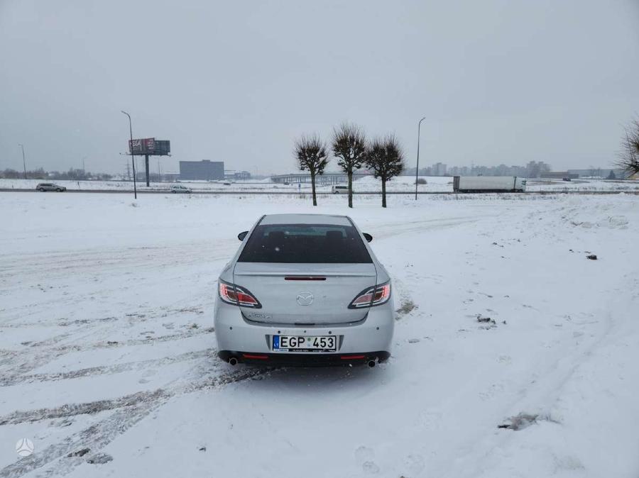 Grey Mazda 6 2009 in Kaunas, with an engine capacity of 2.49 L and mileage of 326 thousand km for 1900 €, photo 5 on AUTOMOTO.COM.LV