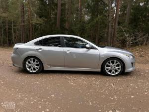 Grey Mazda 6 2009 in Klaipeda, with an engine capacity of 2.50 L and mileage of 327 thousand km for 2100 €, photo 4 on AUTOMOTO.COM.LV