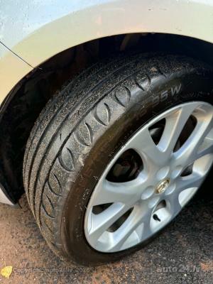 Grey Mazda 6 2009 in Valga, with an engine capacity of 2.00 L and mileage of 0 thousand km for 2600 €, photo 14 on AUTOMOTO.COM.LV