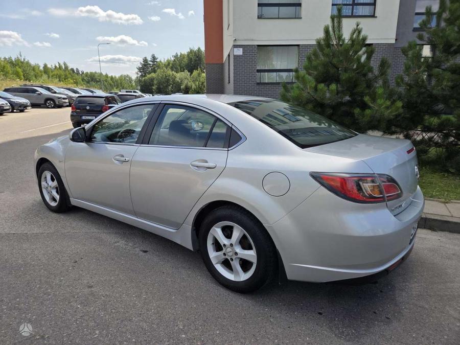 Grey Mazda 6 2009 in Vilnius, with an engine capacity of 1.80 L and mileage of 202 thousand km for 1000 €, photo 5 on AUTOMOTO.COM.LV