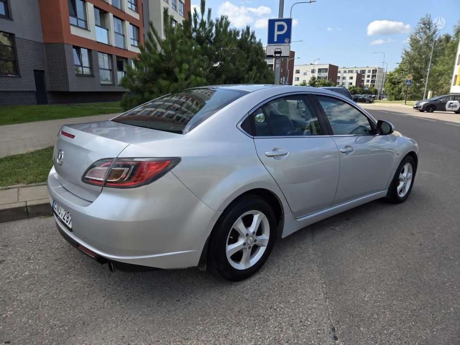 Grey Mazda 6 2009 in Vilnius, with an engine capacity of 1.80 L and mileage of 202 thousand km for 1000 €, photo 8 on AUTOMOTO.COM.LV