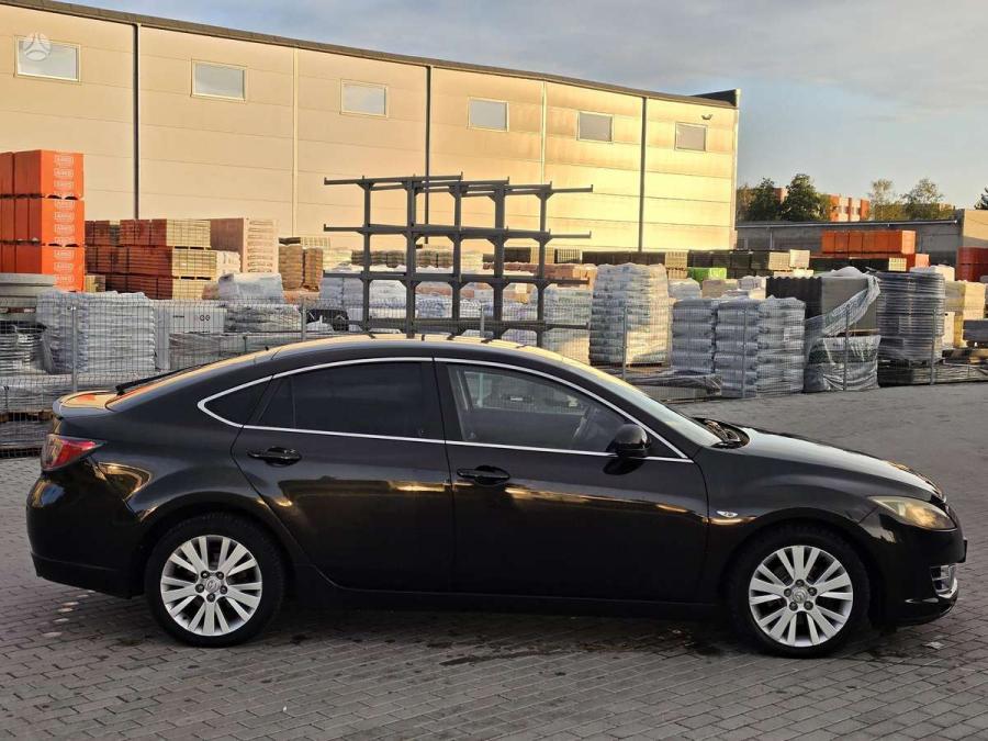 Grey Mazda 6 2009 in Silute, with an engine capacity of 2.00 L and mileage of 266 thousand km for 2300 €, photo 5 on AUTOMOTO.COM.LV