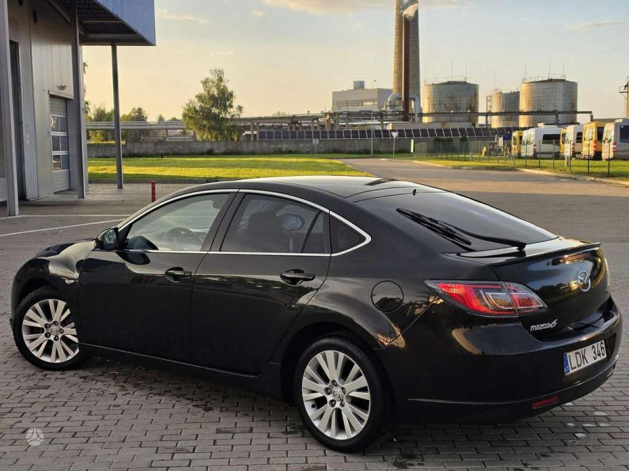 Grey Mazda 6 2009 in Silute, with an engine capacity of 2.00 L and mileage of 266 thousand km for 2300 €, photo 8 on AUTOMOTO.COM.LV