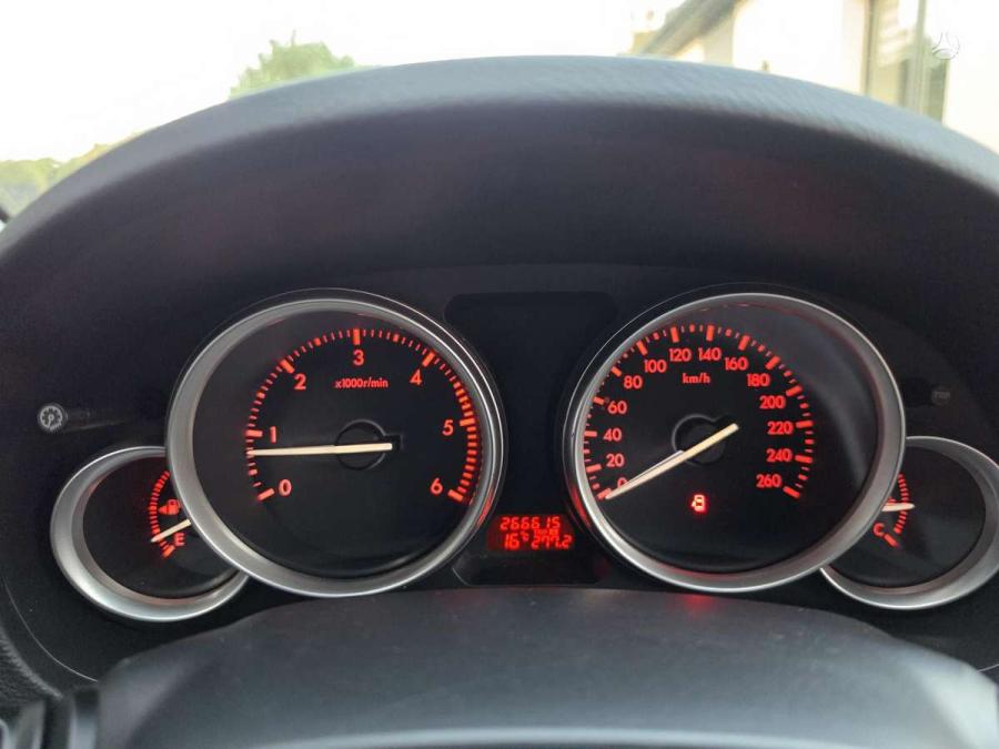 Grey Mazda 6 2009 in Silute, with an engine capacity of 2.00 L and mileage of 266 thousand km for 2300 €, photo 22 on AUTOMOTO.COM.LV