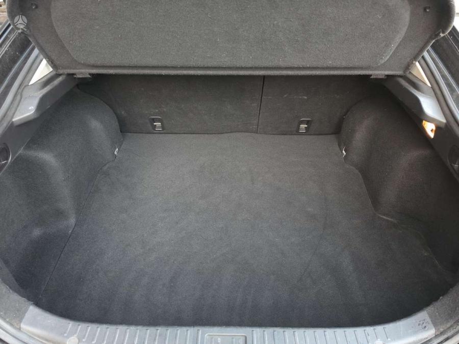 Grey Mazda 6 2009 in Silute, with an engine capacity of 2.00 L and mileage of 266 thousand km for 2300 €, photo 24 on AUTOMOTO.COM.LV