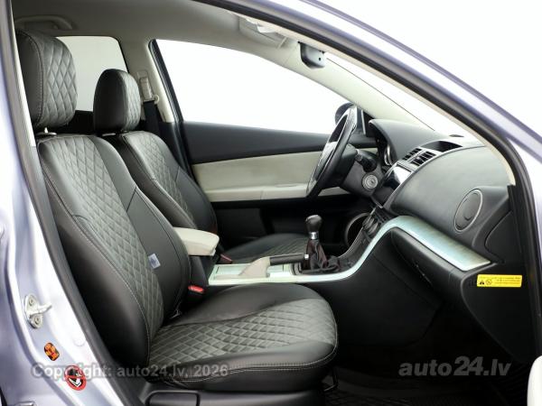 Pelēks Mazda 6 2010 Tallina, ar dzinēja tilpumu 2.00 L un nobraukumu 179 tūkst. km par 1999 €, foto 6 vietnē AUTOMOTO.COM.LV