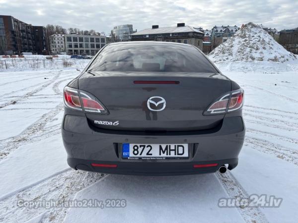 Pelēks Mazda 6 2011 Tallina, ar dzinēja tilpumu 1.80 L un nobraukumu 142 tūkst. km par 4790 €, foto 4 vietnē AUTOMOTO.COM.LV