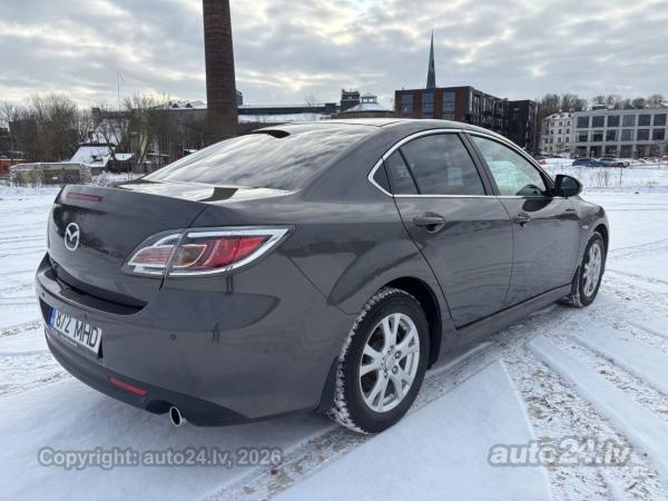 Pelēks Mazda 6 2011 Tallina, ar dzinēja tilpumu 1.80 L un nobraukumu 142 tūkst. km par 4790 €, foto 5 vietnē AUTOMOTO.COM.LV